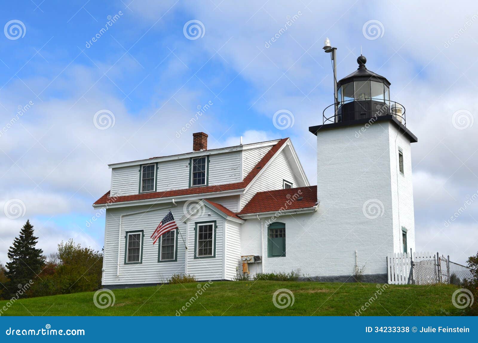 Phare de point de fort photo stock. Image du lumière - 34233338