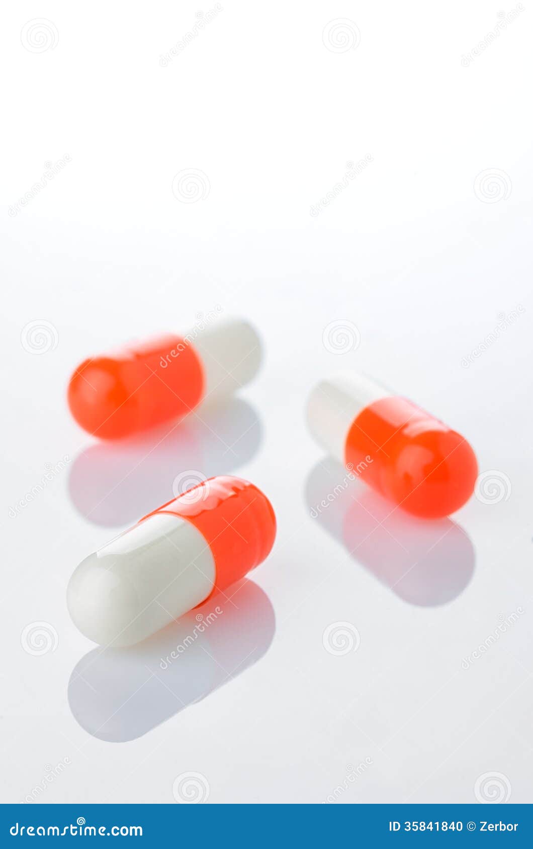 Pharmaceutical capsules stock photo. Image of dietary - 35841840
