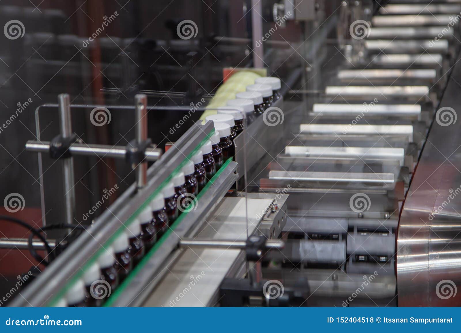Process of Capsule Filling and Capping Machine Stock Photo - Image of ...