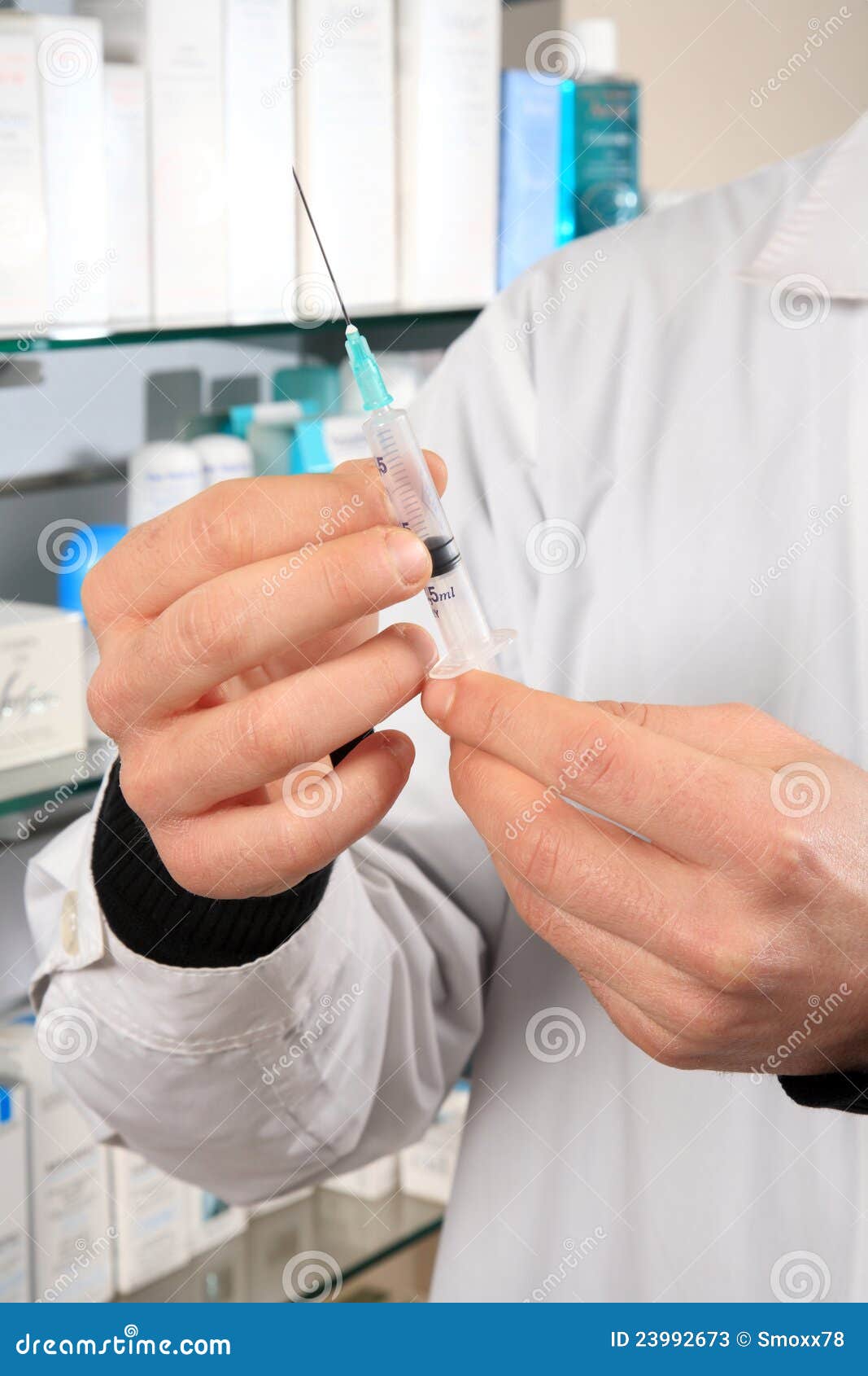 Pharmacist Holding Injection Stock Image - Image of professional, drug ...