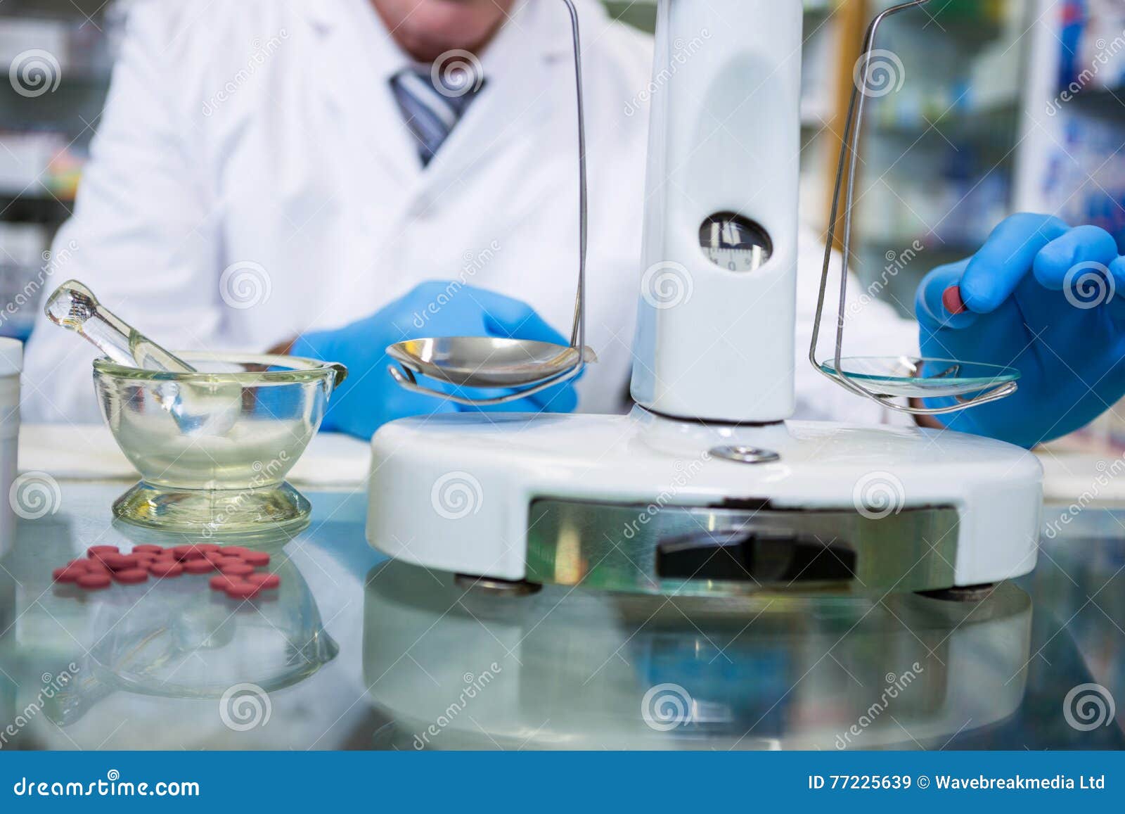 Pharmacist Measuring Tablets with Pharmacy Scale Stock Image - Image of ...
