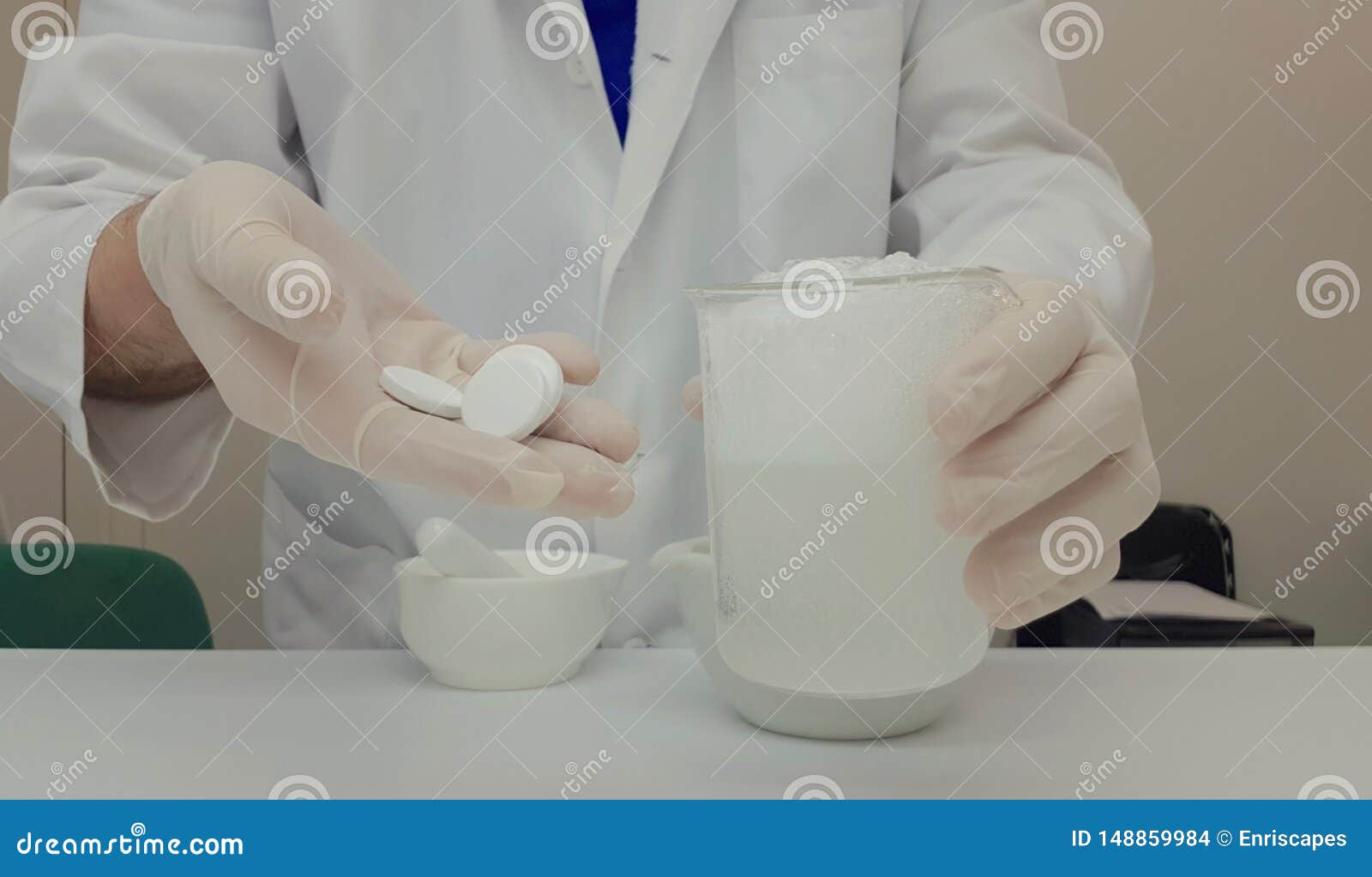 Pharmacist Performing a Quality Control of Effervescent Tablets Stock ...