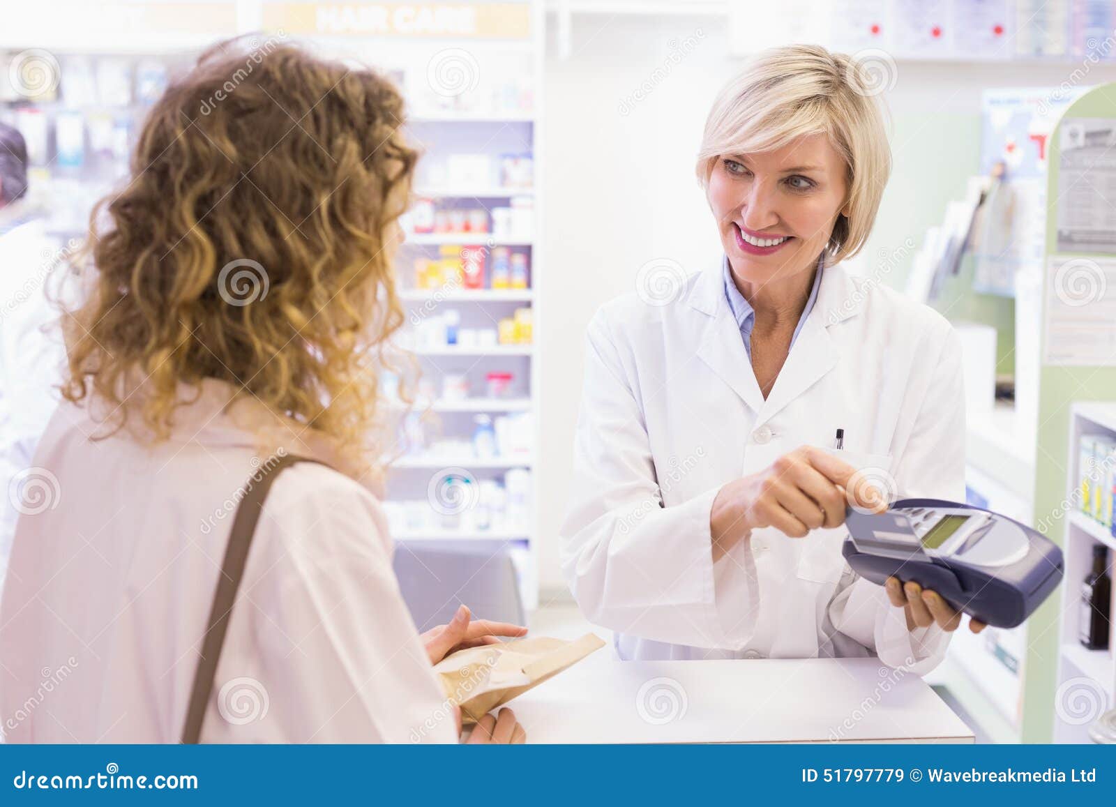 Pharmacist Using Card Machine Stock Image - Image of illness, holding ...