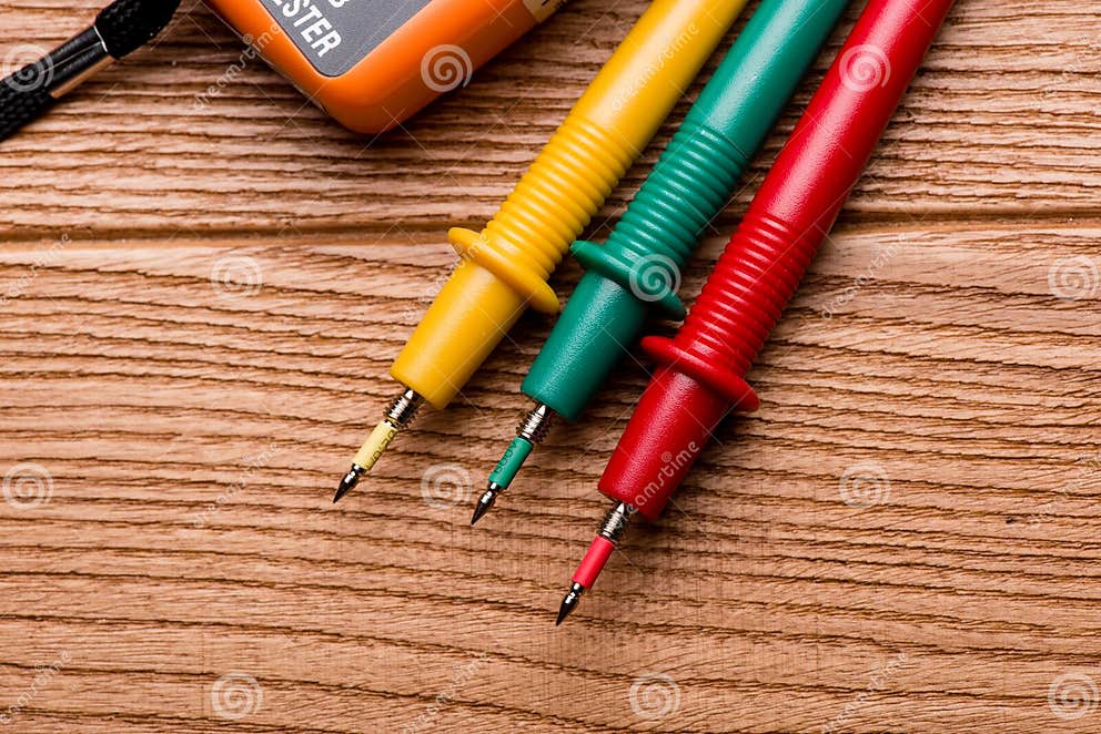 Large Plan Phase Indicator. Measuring the Correct Phasing of Three ...