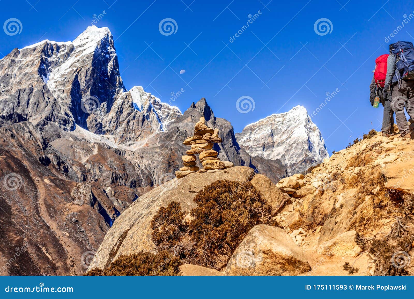 Pheriche Valley View with Himalayan Mountain Peaks, Dingboche, Nepal ...