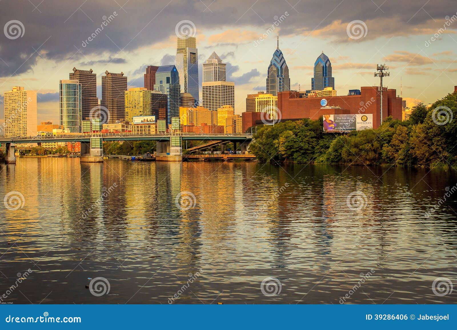 Philadelphia PA editorial photo. Image of travel, bridge - 39286406
