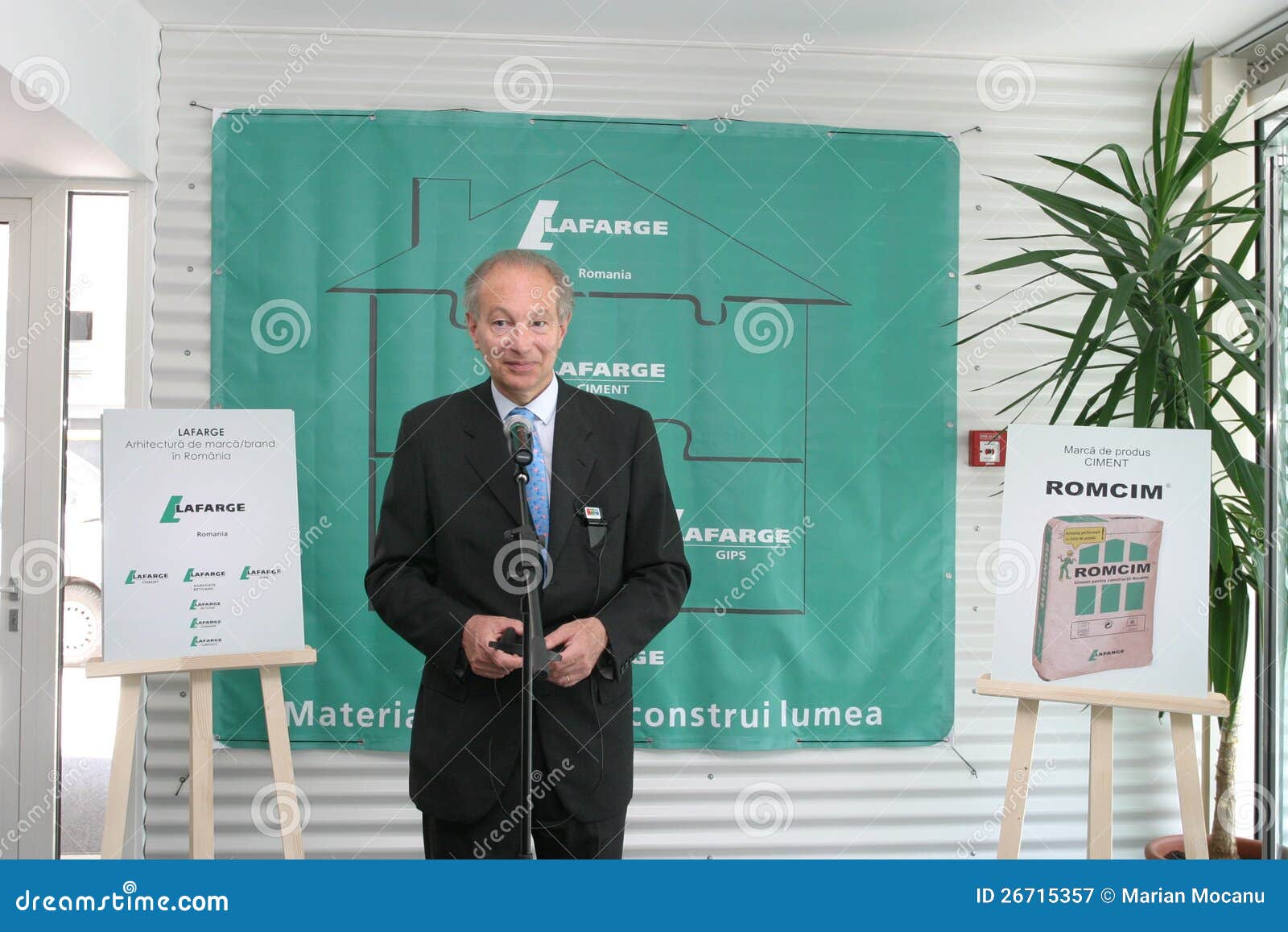 Philippe Questiaux editorial photography. Image of questiaux - 26715357