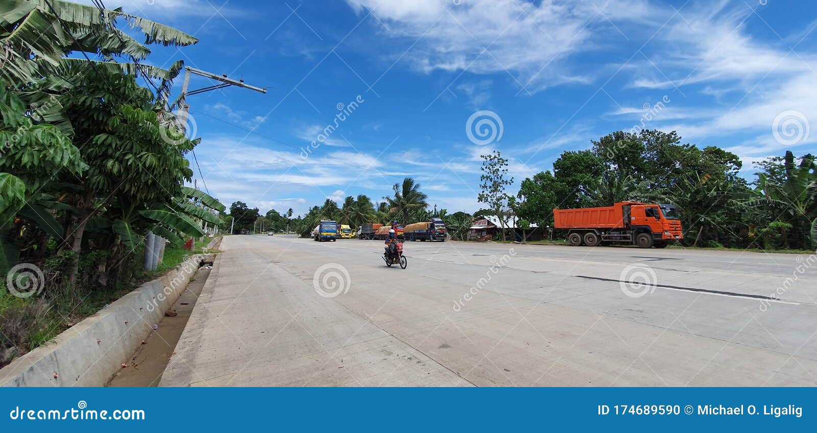 Philippine Infrastructure: Wide Concrete Road in Mindanao Stock Photo ...