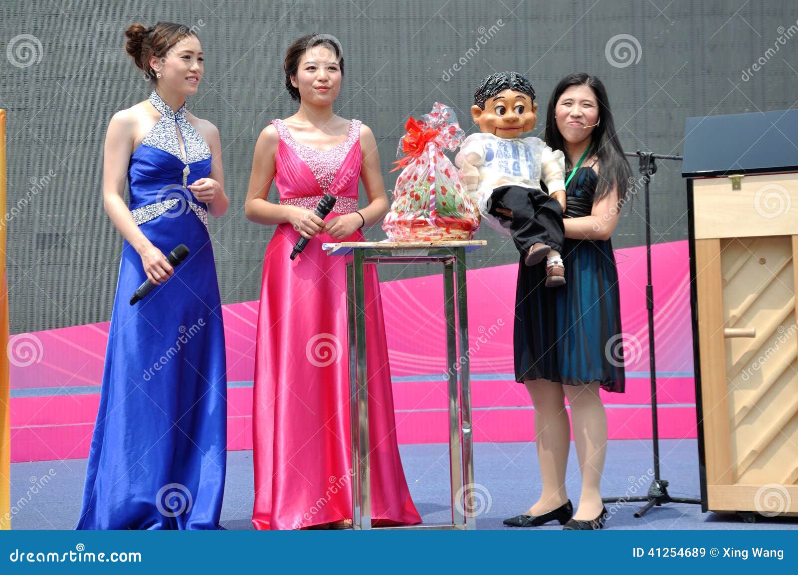 Philippine Puppet Show Editorial Photo | CartoonDealer.com #41254613 Philippine Puppet Show Editorial Photo | CartoonDealer.com #41254613