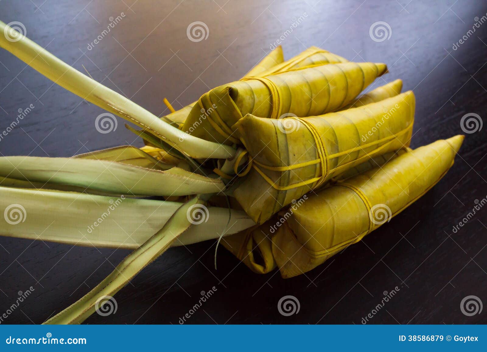 Philippine Suman immagine stock. Immagine di involucro - 38586879