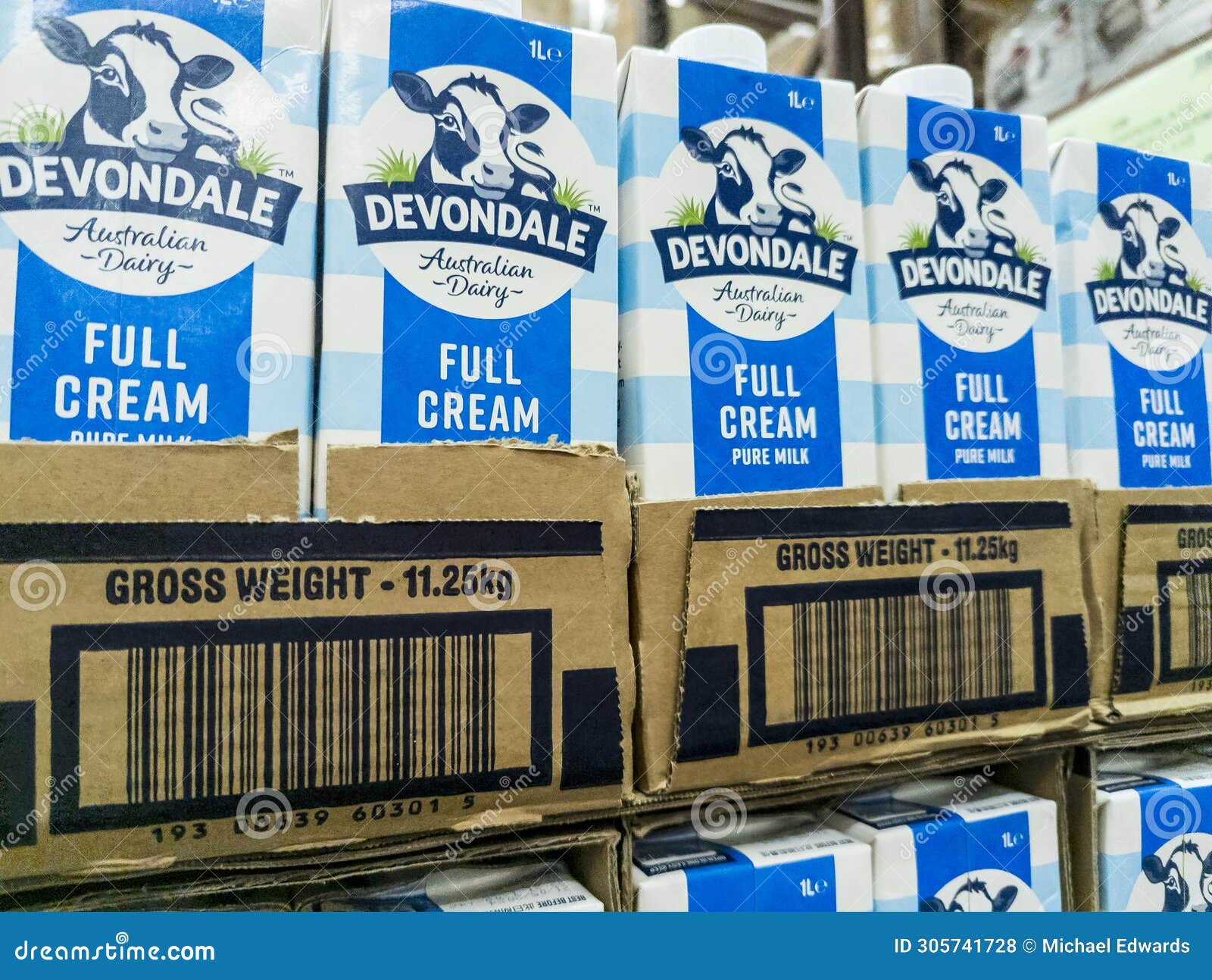 Devondale Full Cream Fresh Milk Carton In The Philippines Editorial ...