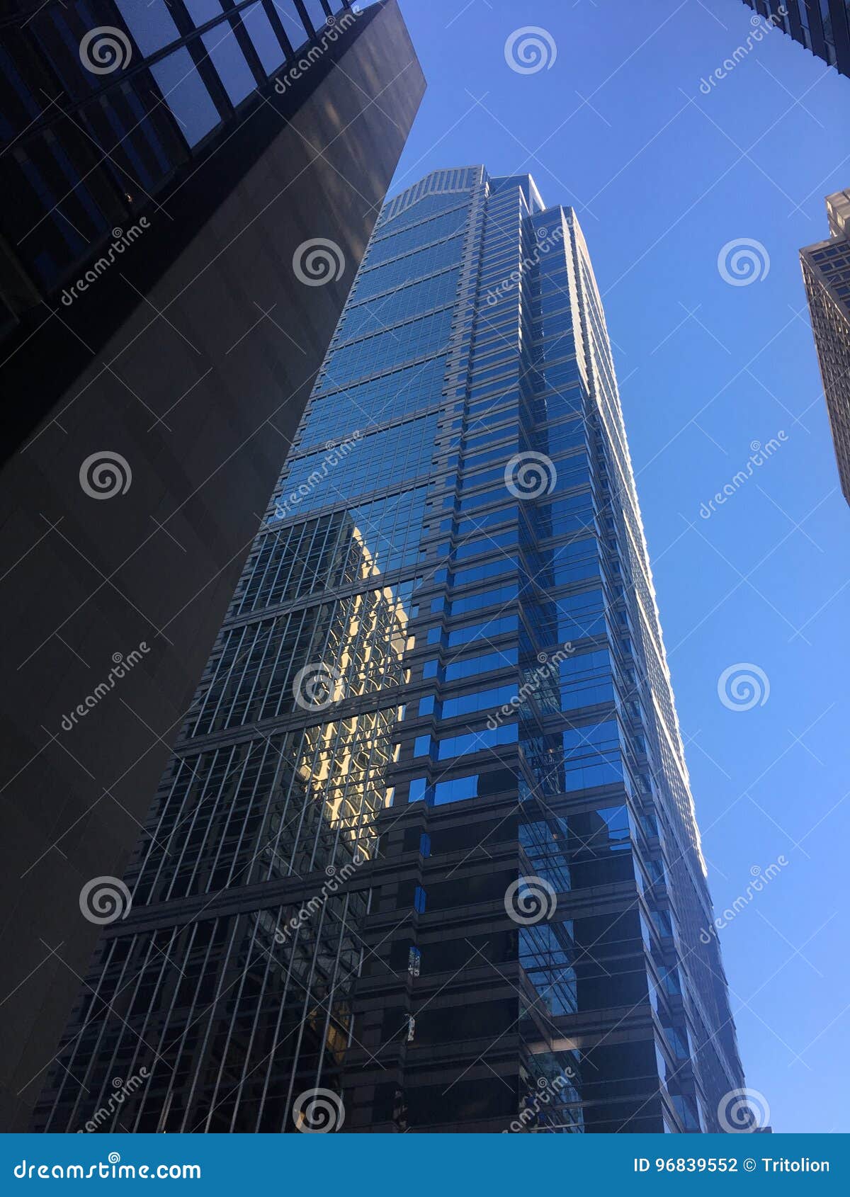 Philly Modern Glass Tower View Stock Photo - Image of steel, facade ...