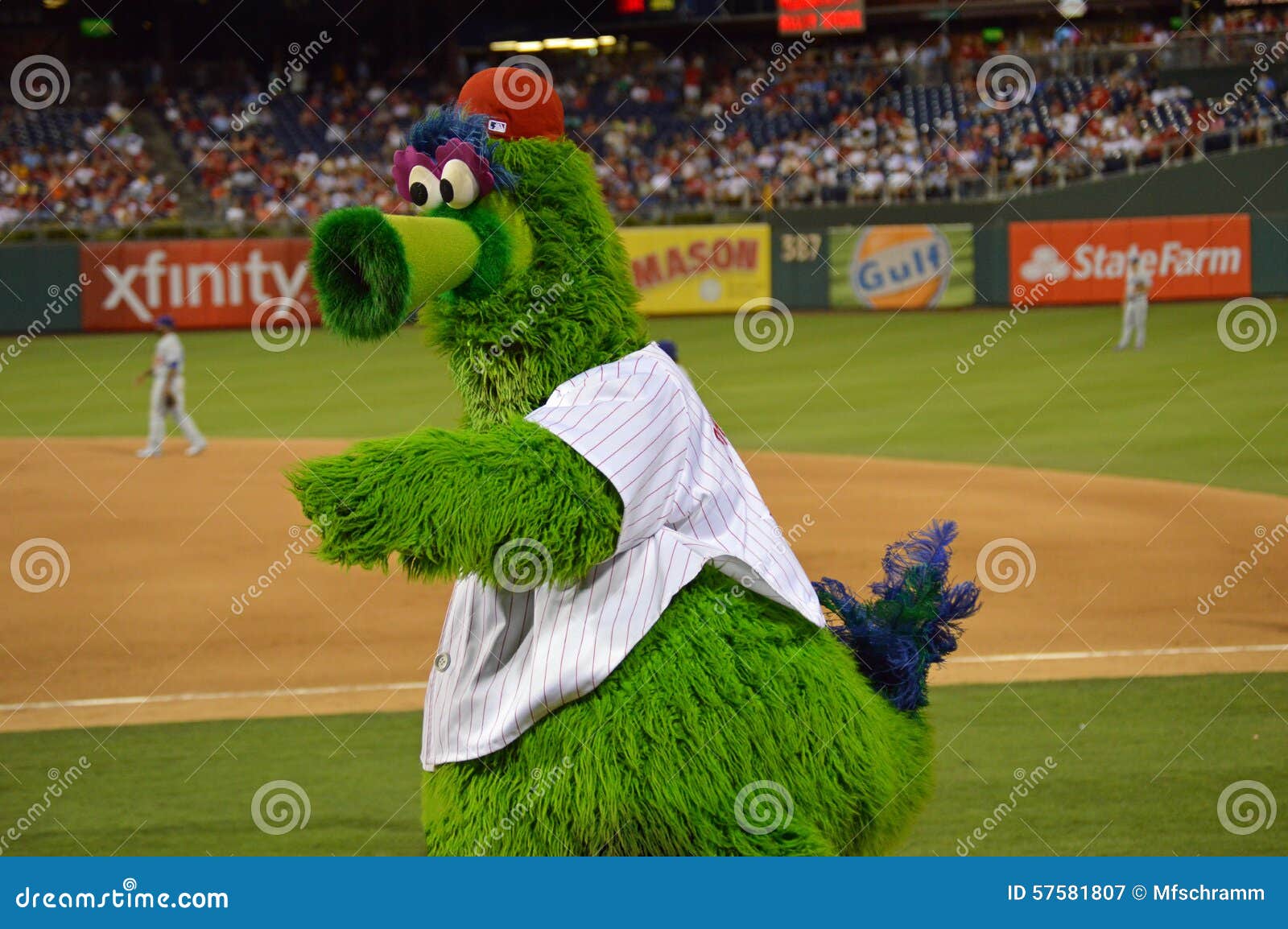 Philly Phanatic editorial photography. Image of fanatic - 57581807