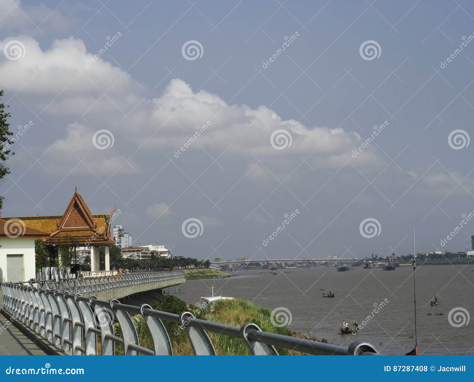 Phnom Penh Riverfront Park stock photo. Image of park - 87287408