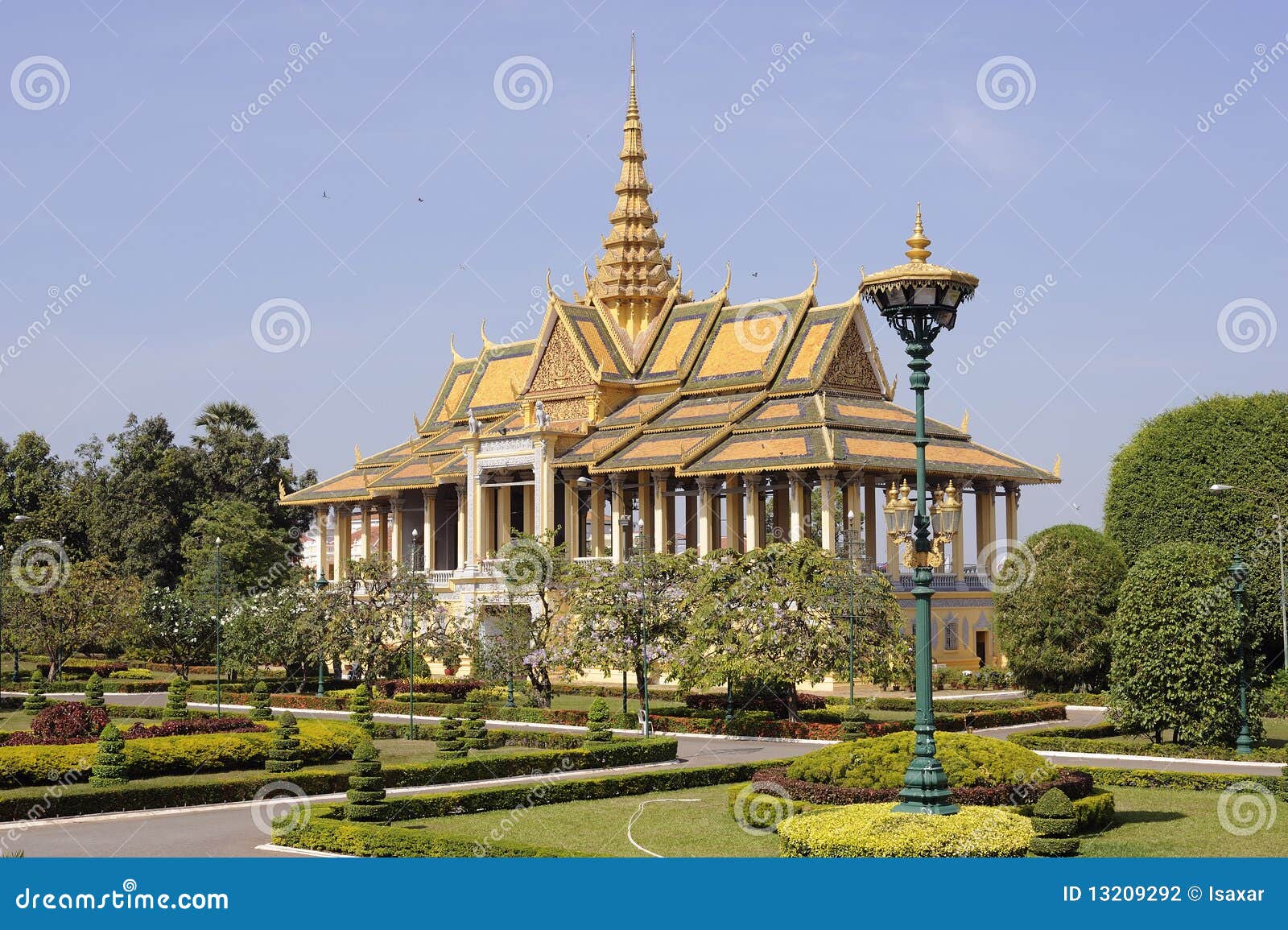 Phnom Penh Royal palace stock photo. Image of kingdom - 13209292