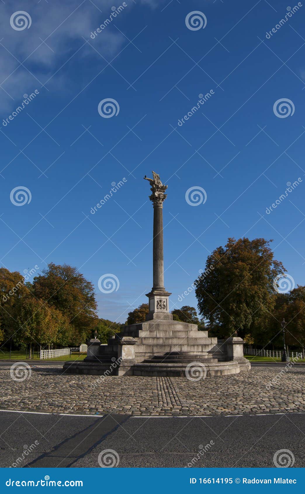 The Phoenix monument stock image. Image of earl, house - 16614195