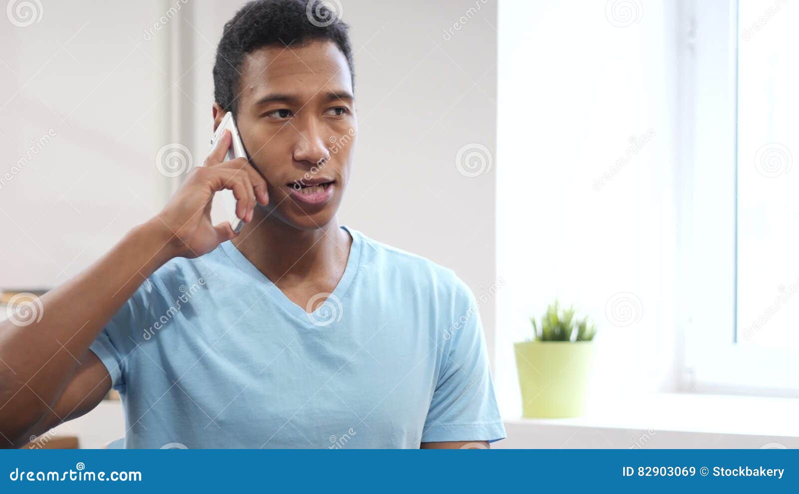 Call Talk Stock Footage & Videos - 36,309 Stock Videos