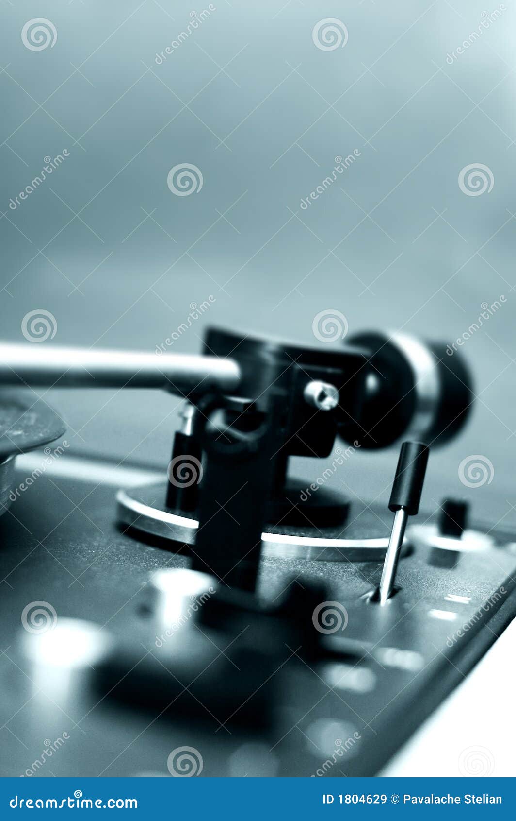Phonograph Turntable-9 Blue Tone Stock Image - Image of playing, audio ...