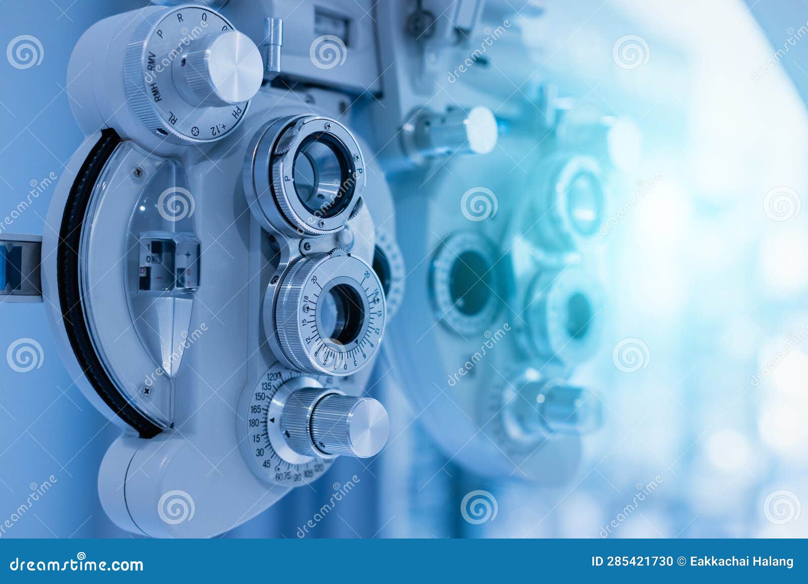 Phoropter Eyesight Measurement Testing Machine, Eye Health Check and ... Phoropter Eyesight Measurement Testing Machine, Eye Health Check and ...