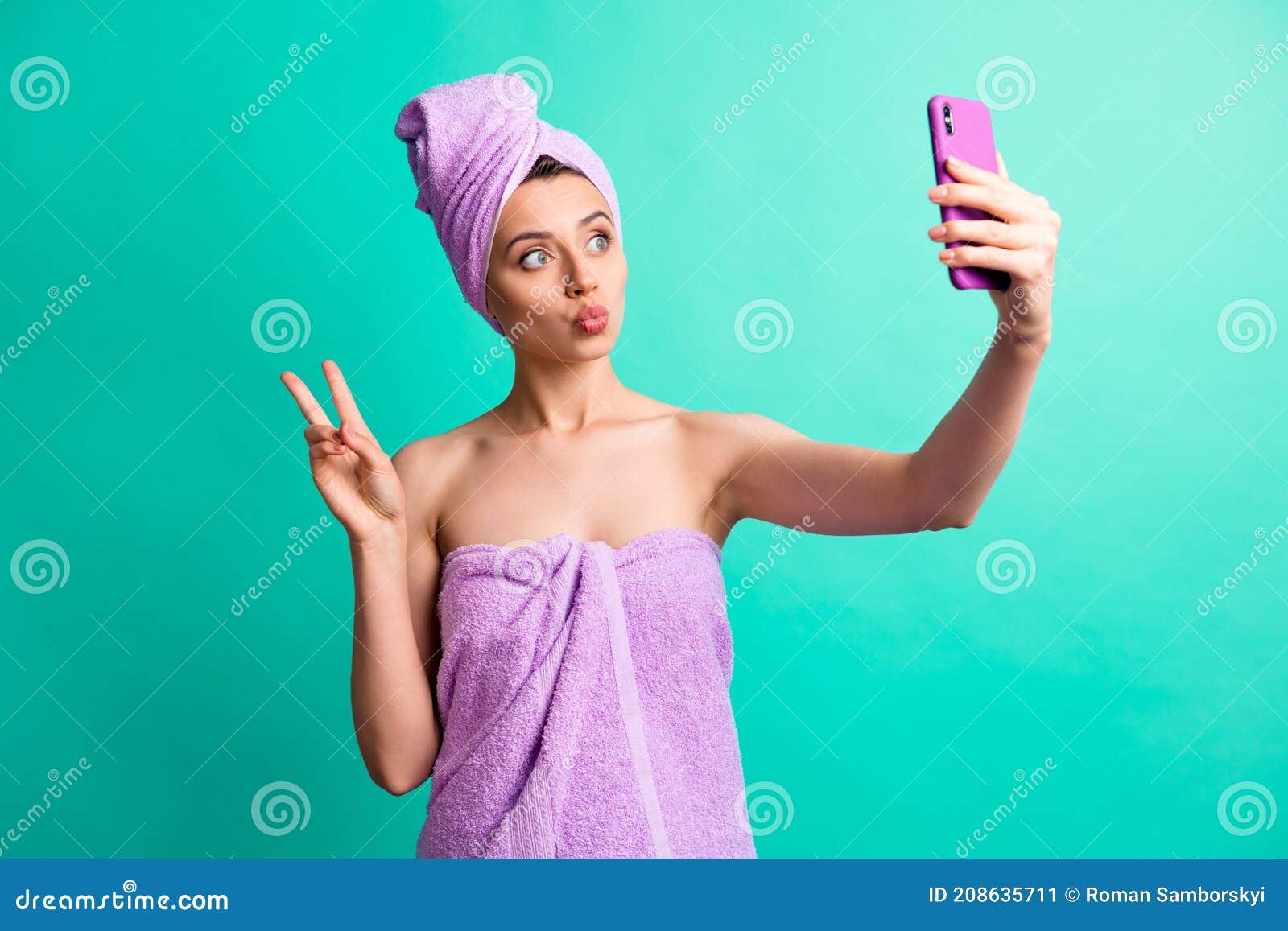 Photo Of Beautiful Lady Hold Telephone Making Selfie Showing V Sign