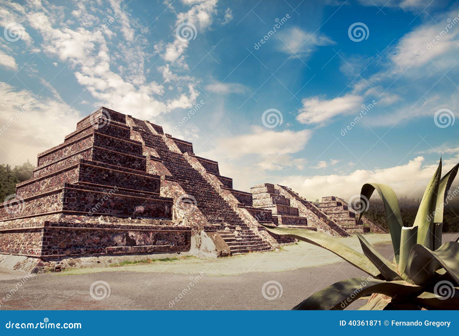 Aztec Pyramid In Mexico. Mayan Civilization Stock Photo | CartoonDealer ...