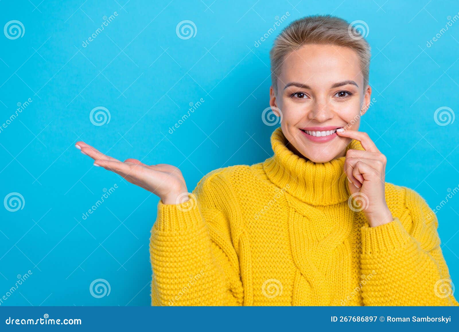 Photo Of Cute Tricky Girl Dressed Knitwear Pullover Holding Arm Empty