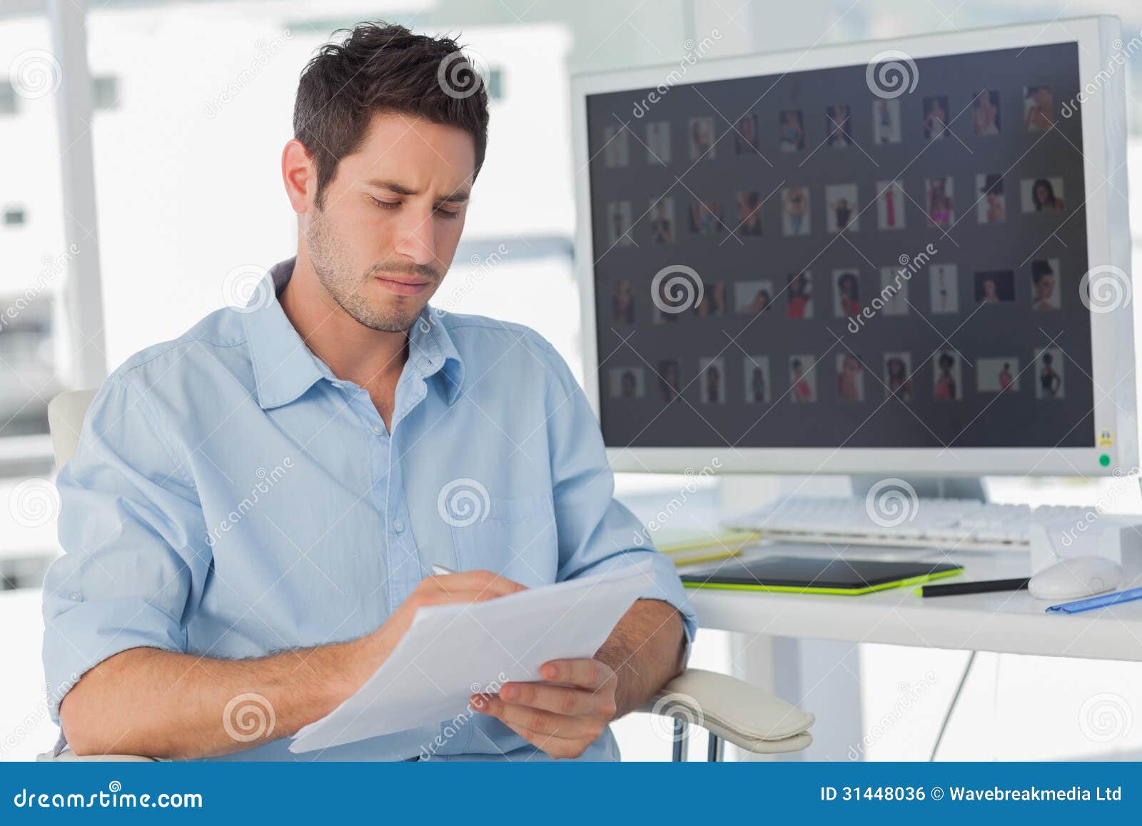 Photo Editor Writing on Documents Stock Photo - Image of agency, desk ...