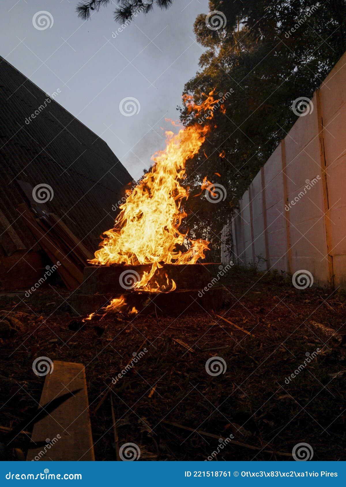 Photo of a Fire Pit during a Cold Late Afternoon Stock Image - Image of ...