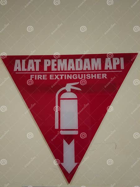 Photo Guide Instructions for Using a Hydrant and a Fire Extinguisher ...