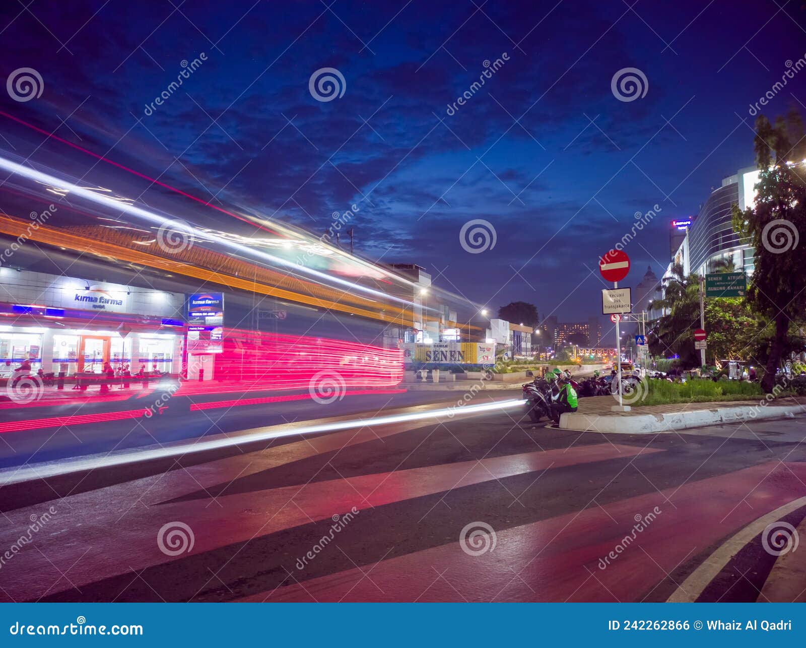 Photo of the Lightrail at the SENEN Intersection at Night Editorial ...