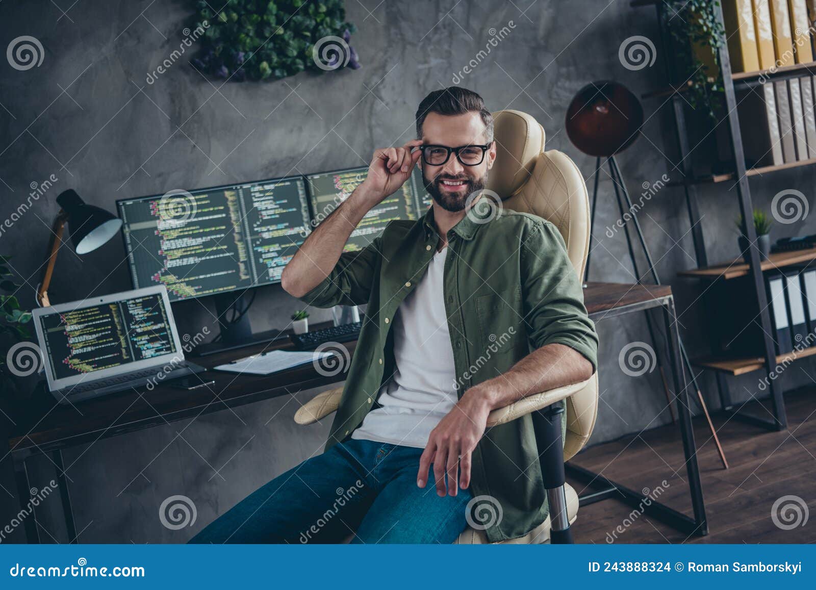 Photo of Skilled Nerd Guy Touch Specs Remote Distance Work Java Script ...