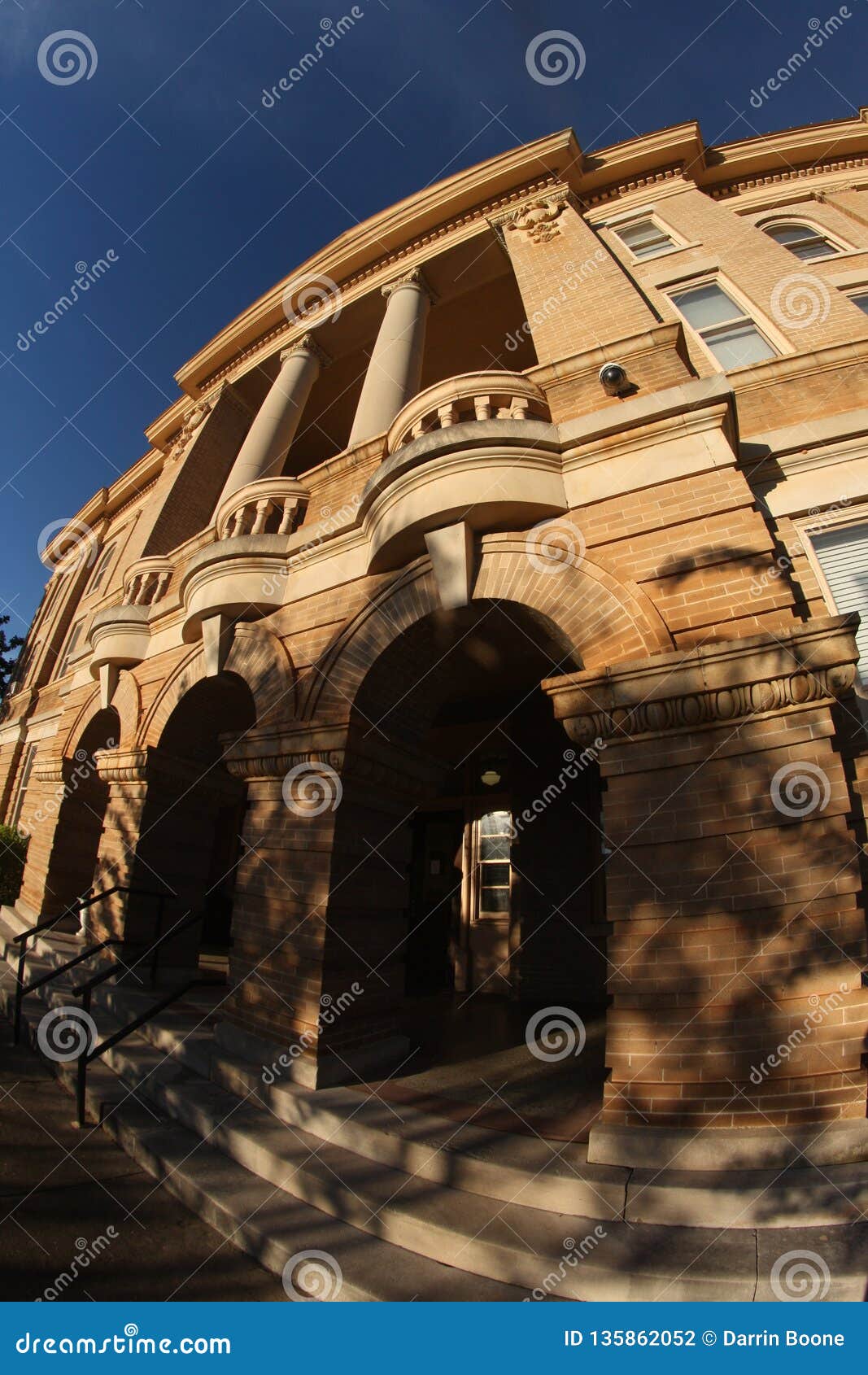 Small Town Courthouse Building. Stock Photo - Image of historic, wide ...