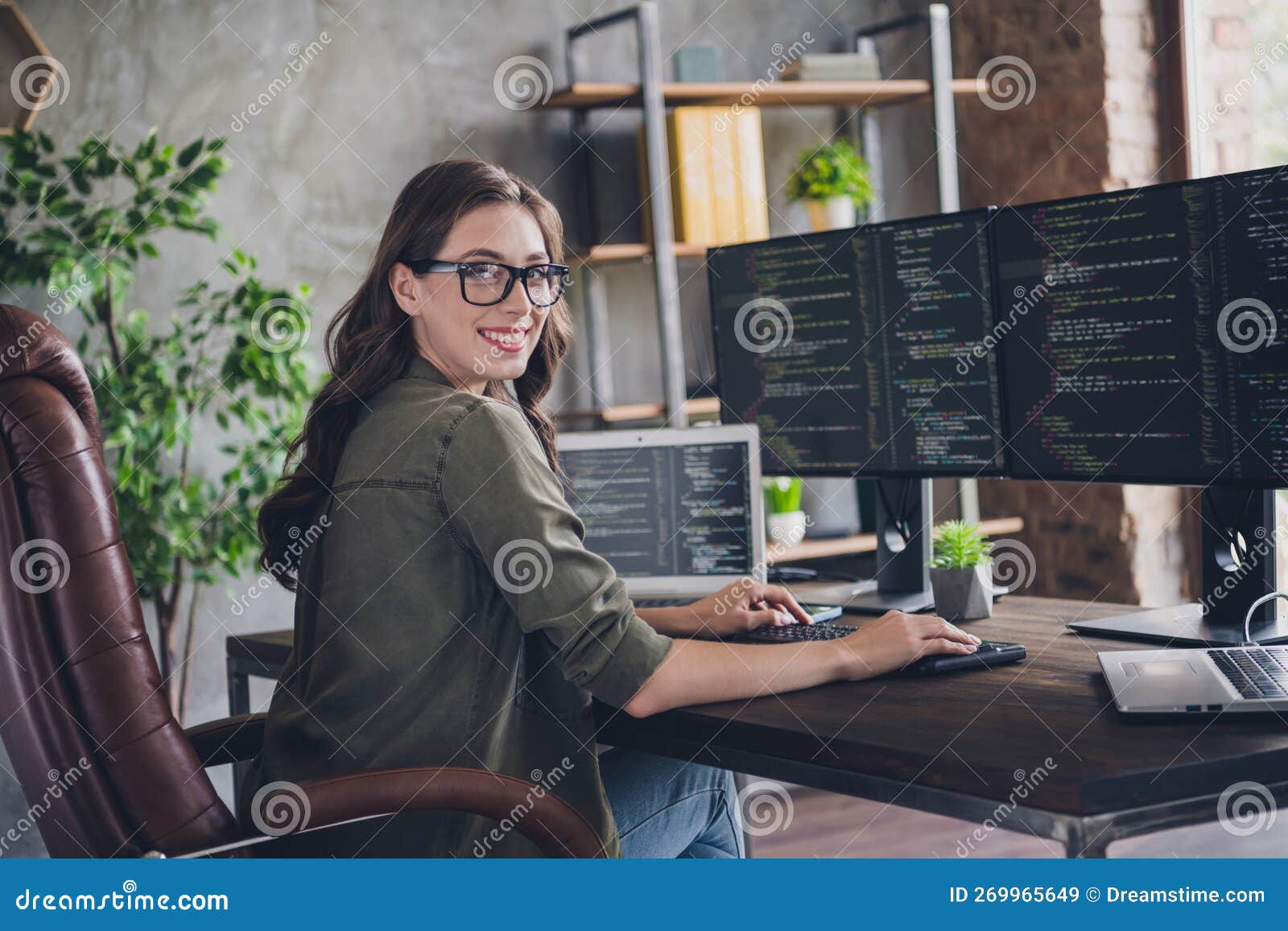 Photo of Smiling Lady Specialist Computer Sphere Working Home Write ...