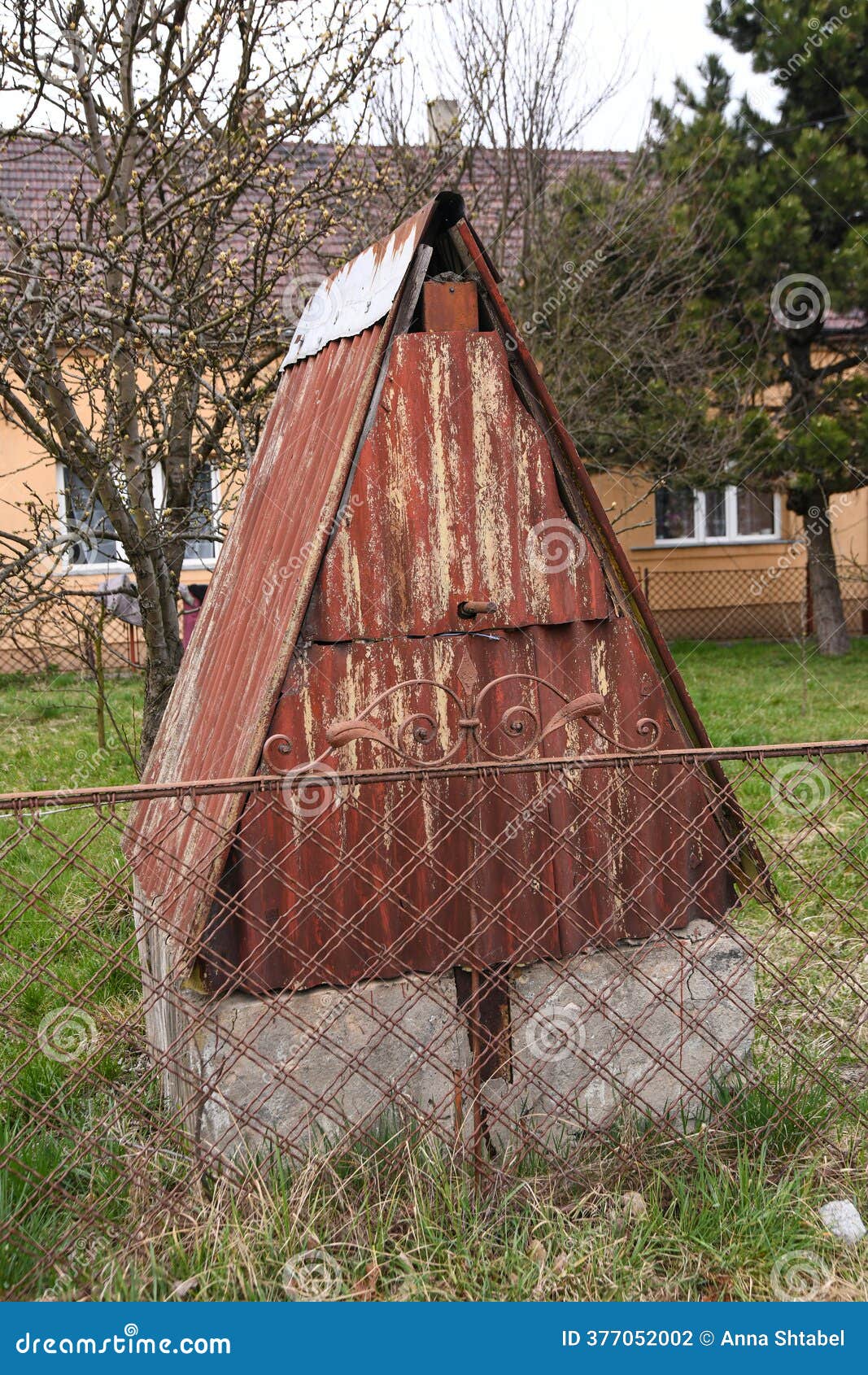 Old Rusty Well Worn Anchor Stock Image | CartoonDealer.com #283892527