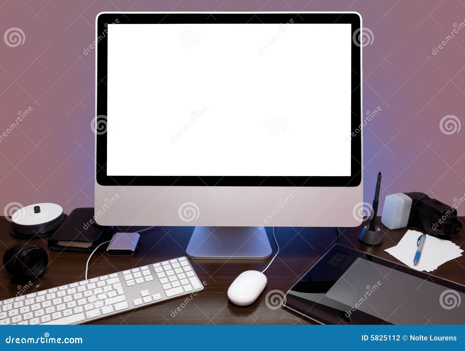 Photographer desk editorial photography. Image of flat - 5825112