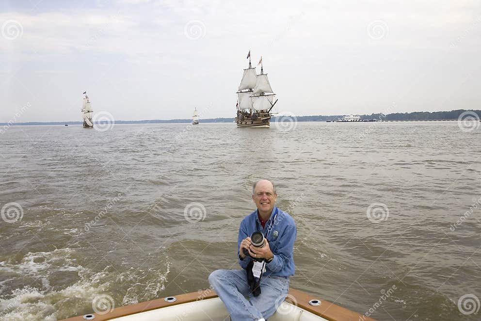 Photographer Joe Sohm editorial stock image. Image of males - 27071854