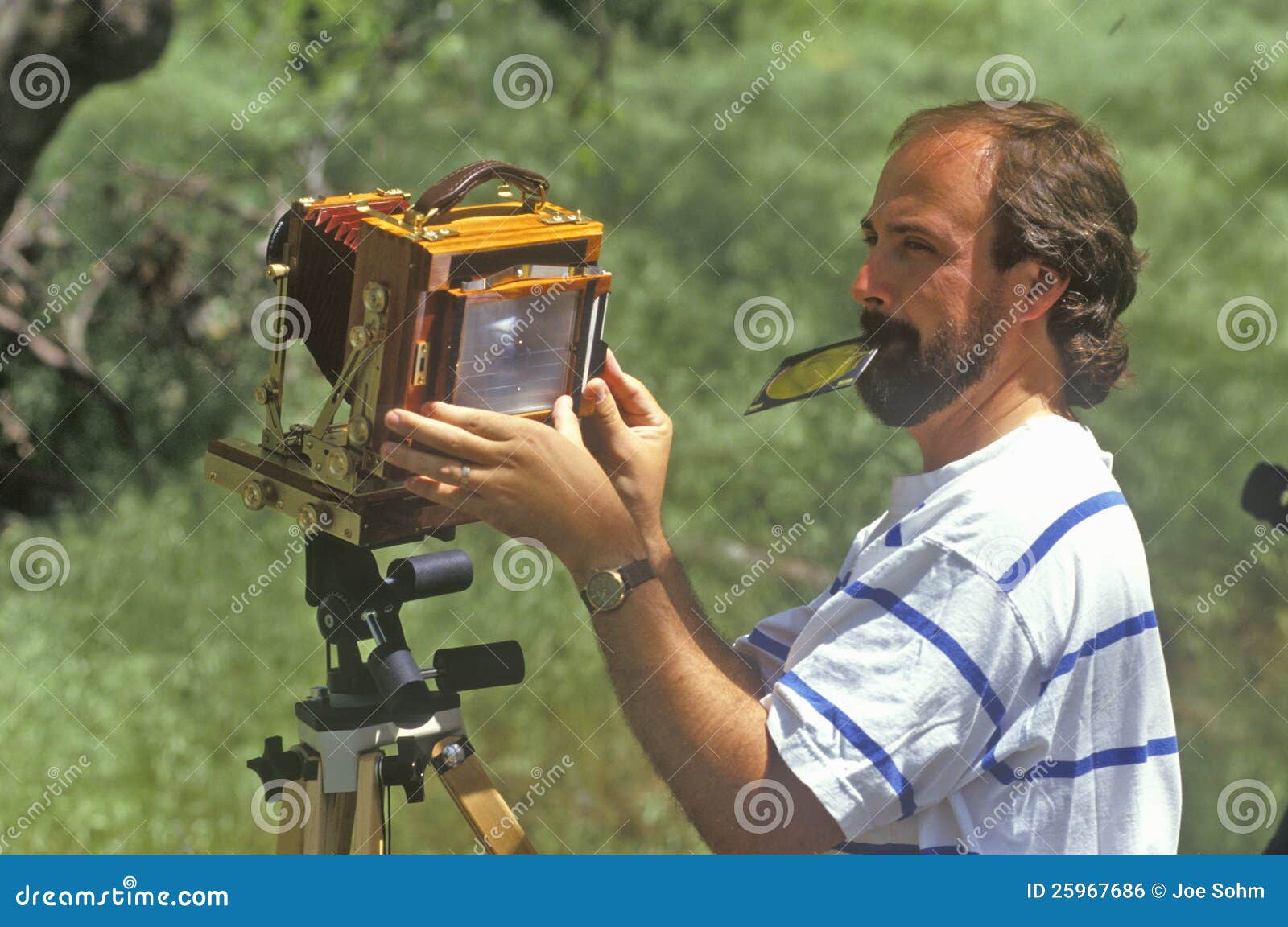 Photographer with Large Format Camera Editorial Photo - Image of ...