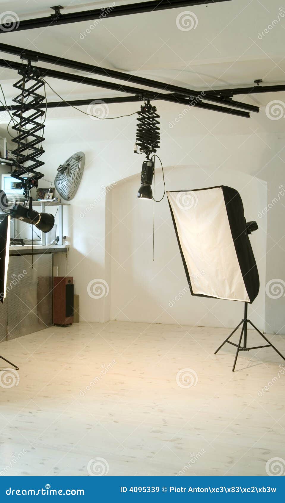Photographic studio stock image. Image of camera, instant - 4095339
