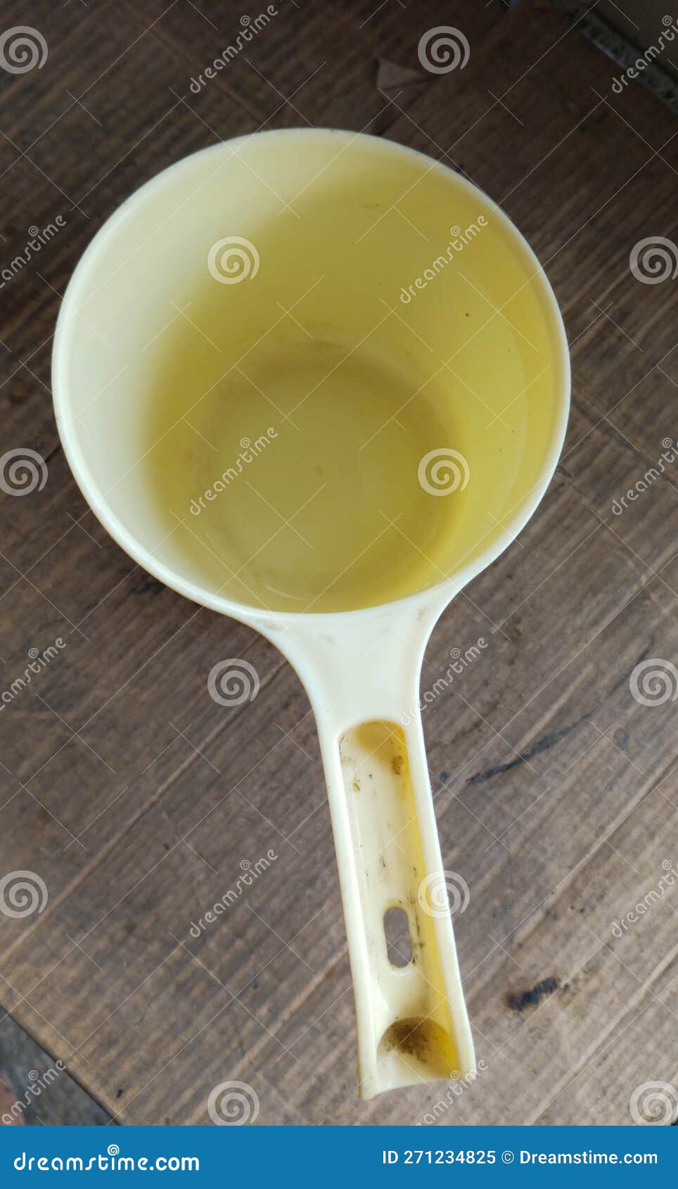 Photographs of Dipper Objects Stock Image - Image of dish, dairy: 271234825