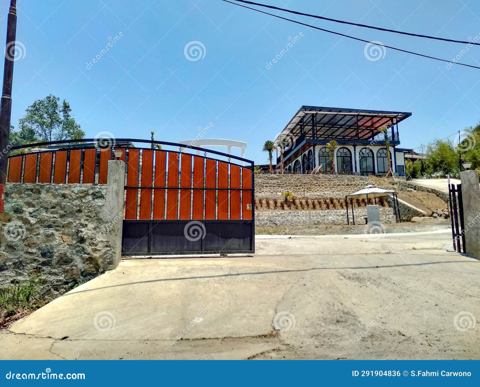 Photos of Architectural Buildings and Gates Editorial Photo - Image of ...