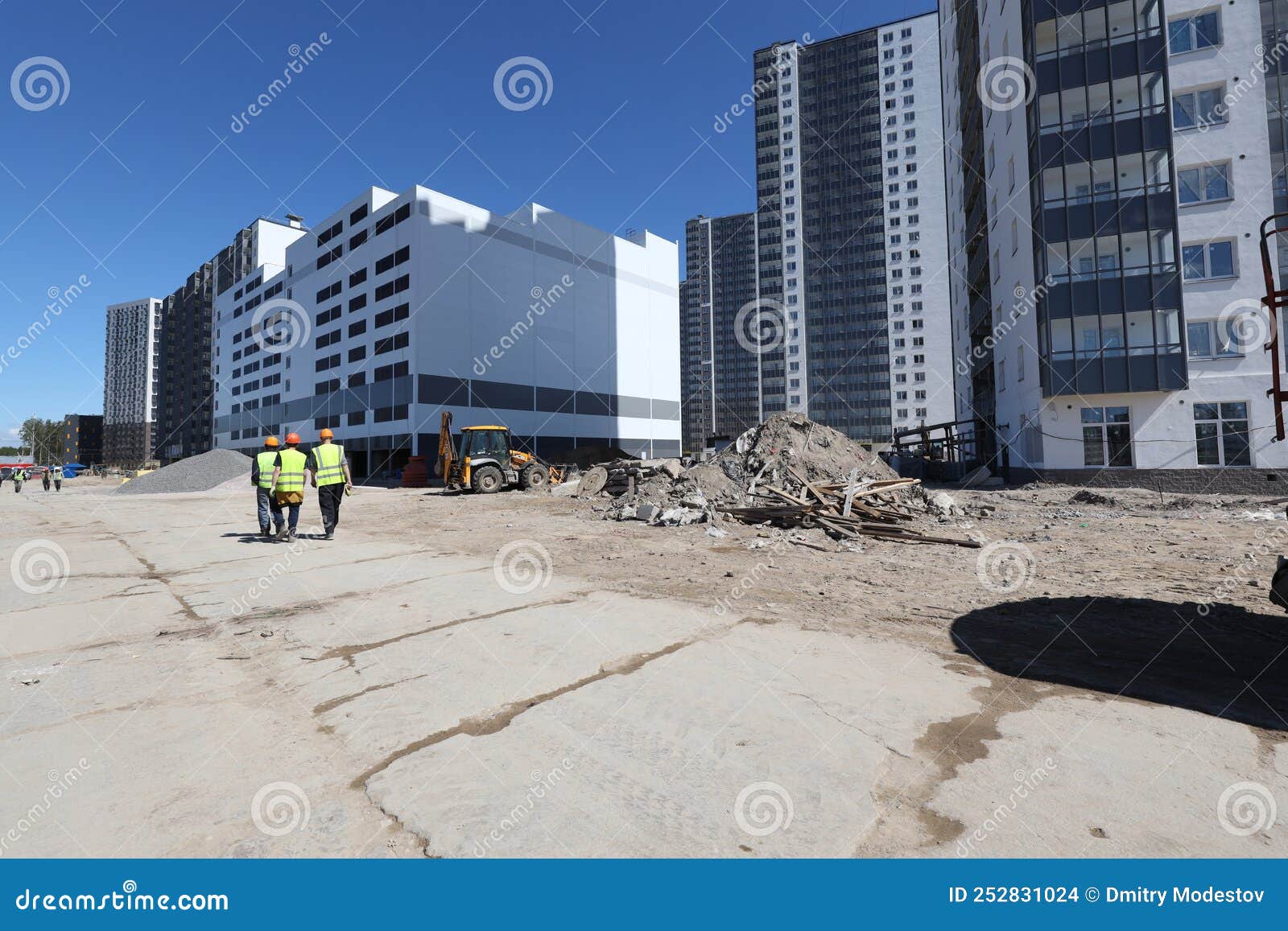 Photos of the Construction Process of the Residential Complex Editorial ...