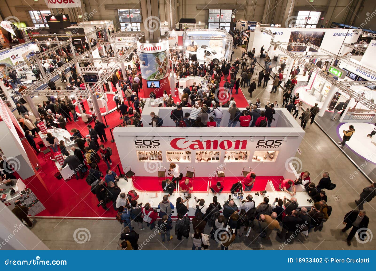 Photoshow: Canon stand editorial photography. Image of booth - 18933402