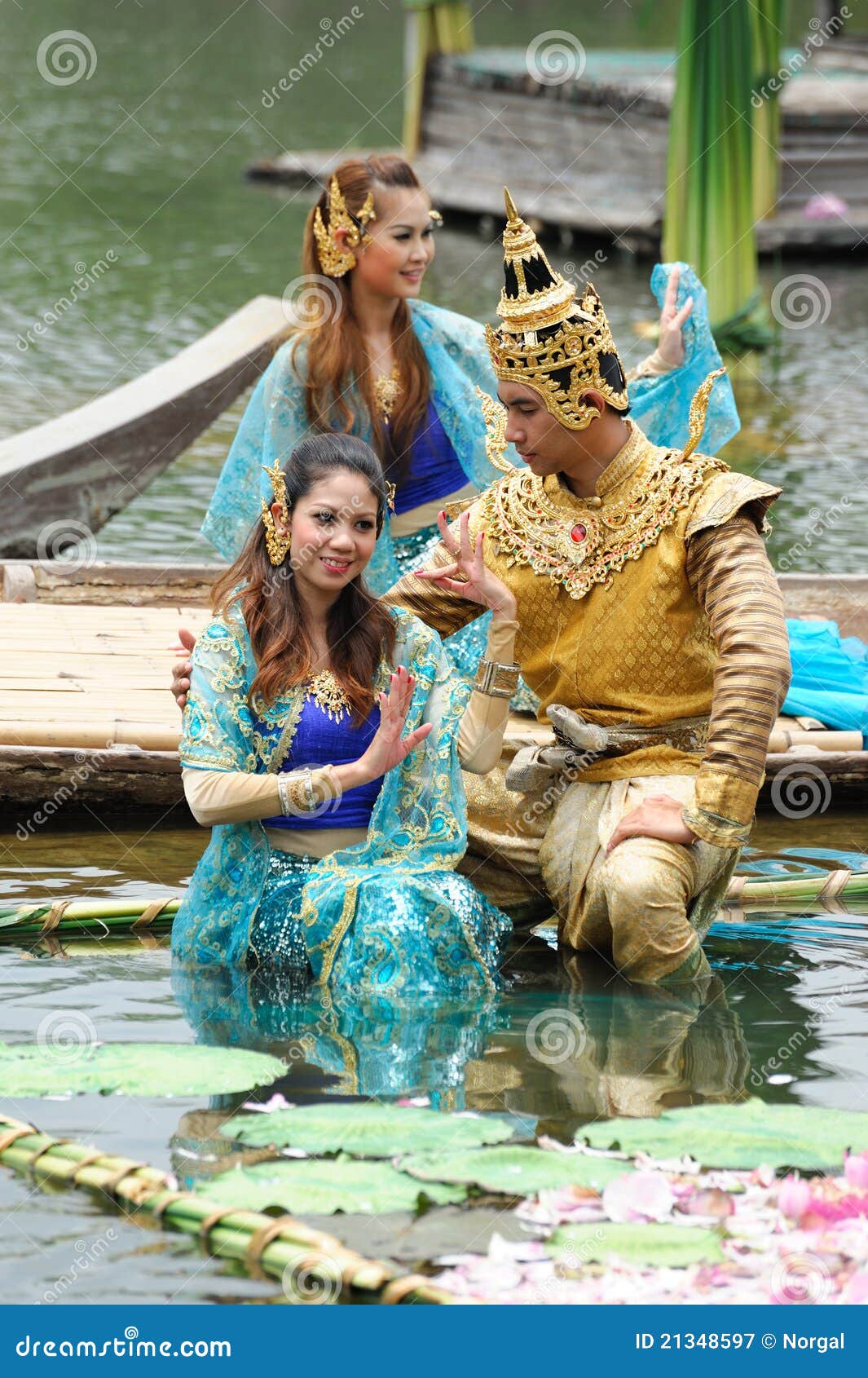 Phra Aphai Mani editorial photography. Image of love - 21348597