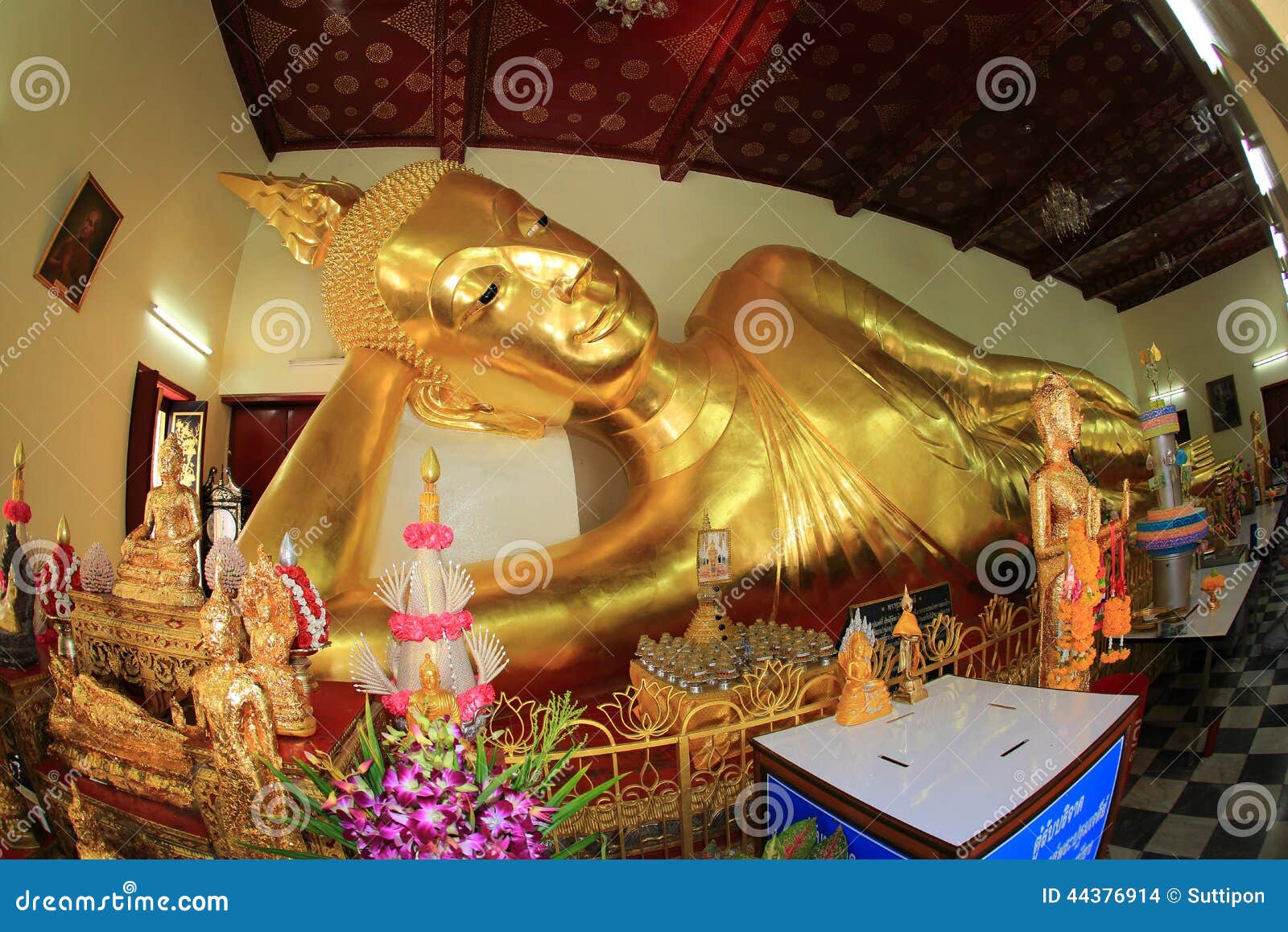 Phra Pathommachedi stock photo. Image of religion, outdoors - 44376914