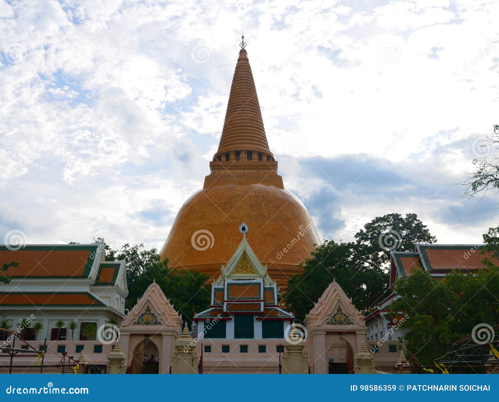 Phra Pathommachedi a Stupa in Thailand Editorial Stock Image - Image of ...
