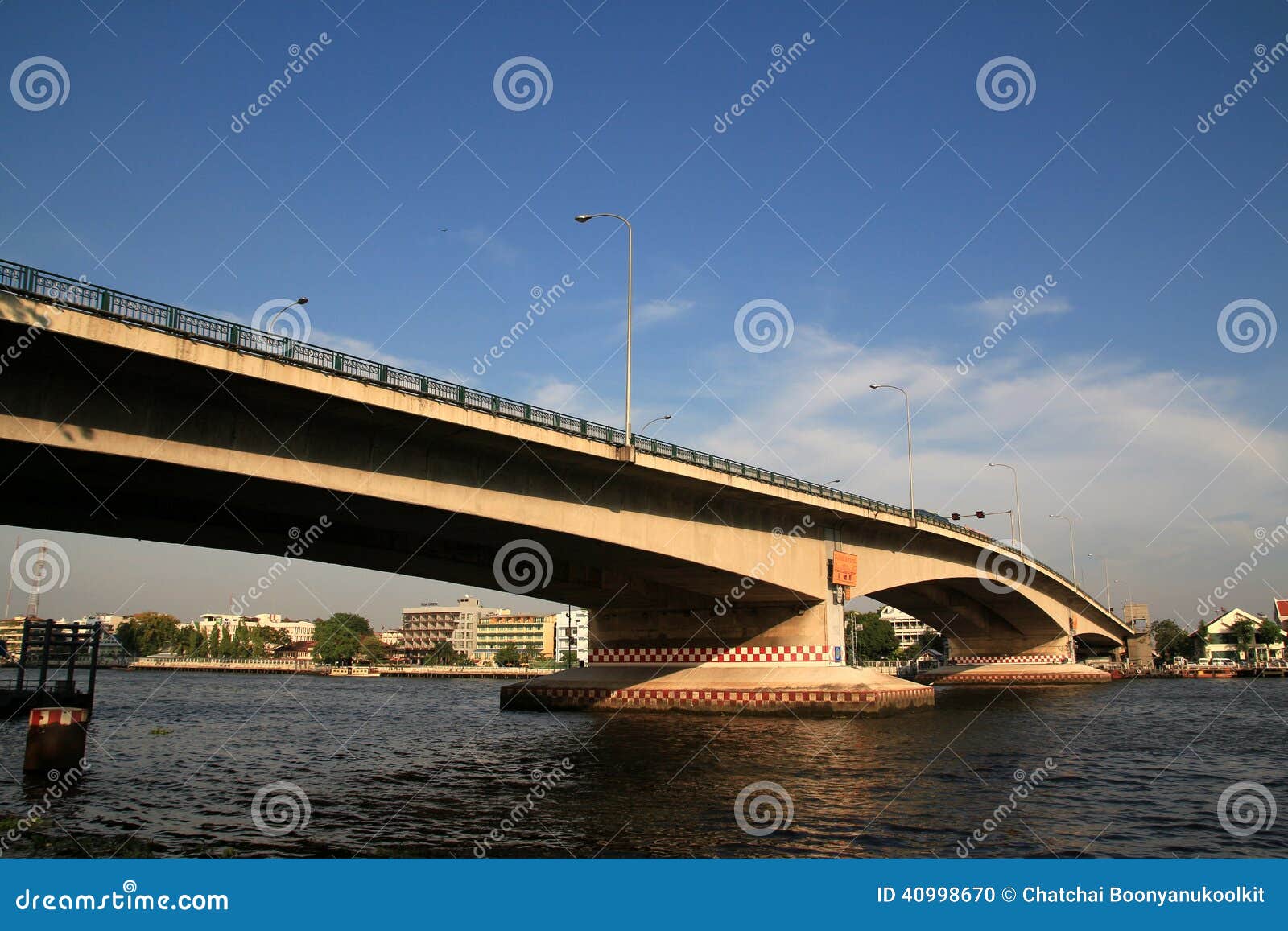 Phra Pin Klao Bridge Thailand Stock Photo - Image of river, phra: 40998670