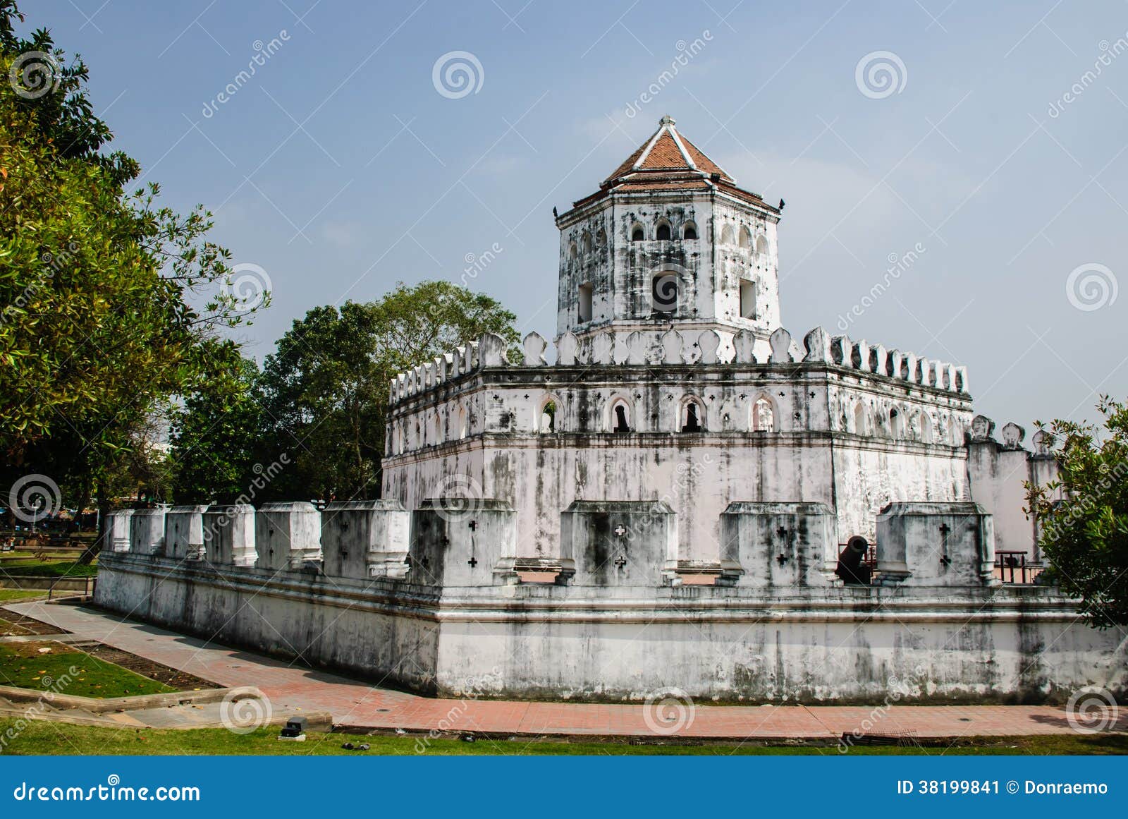 Phra Sumen ancient fort stock image. Image of heritage - 38199841