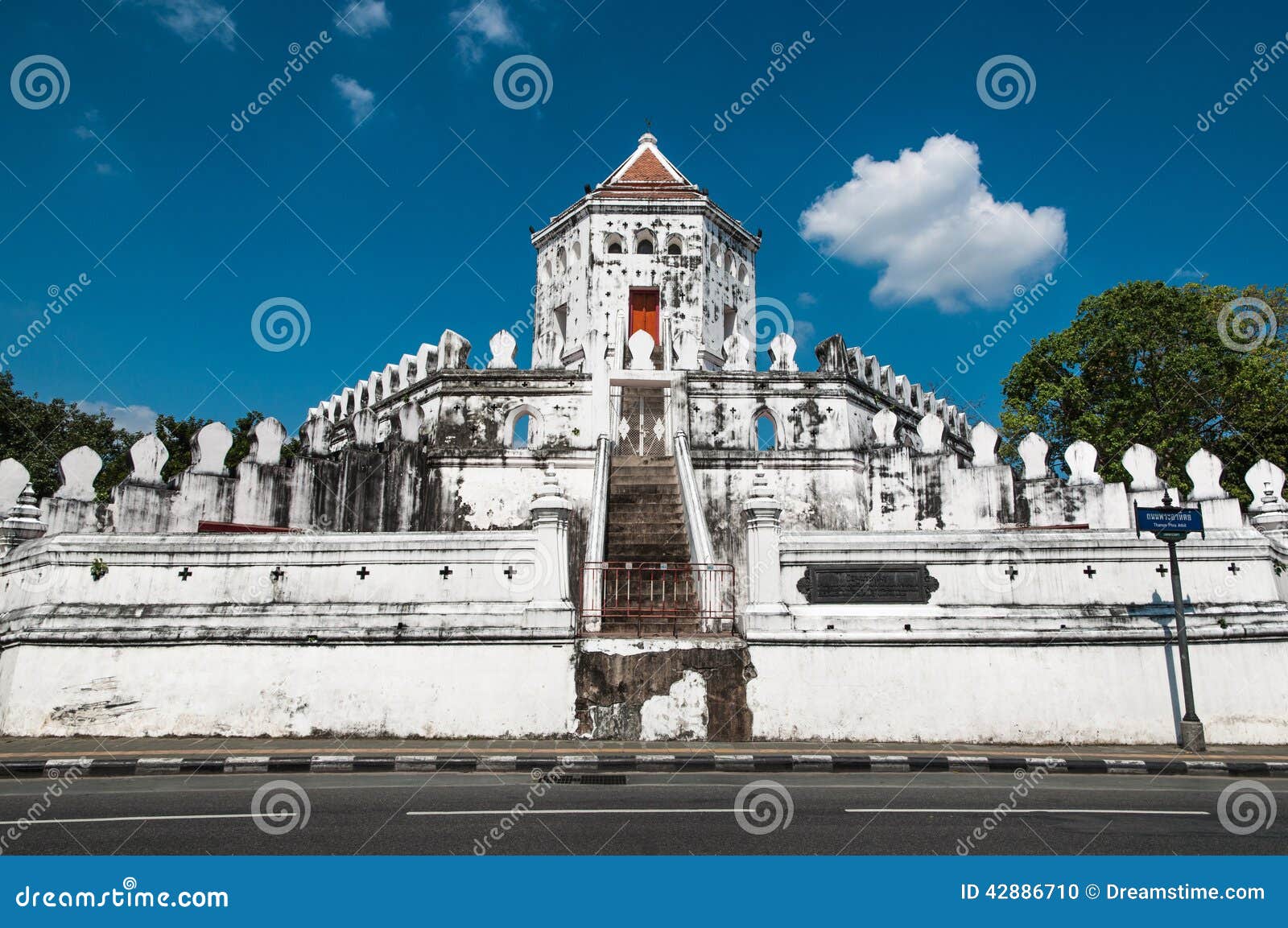 Phra Sumen Fort stock photo. Image of clear, sumen, view - 42886710
