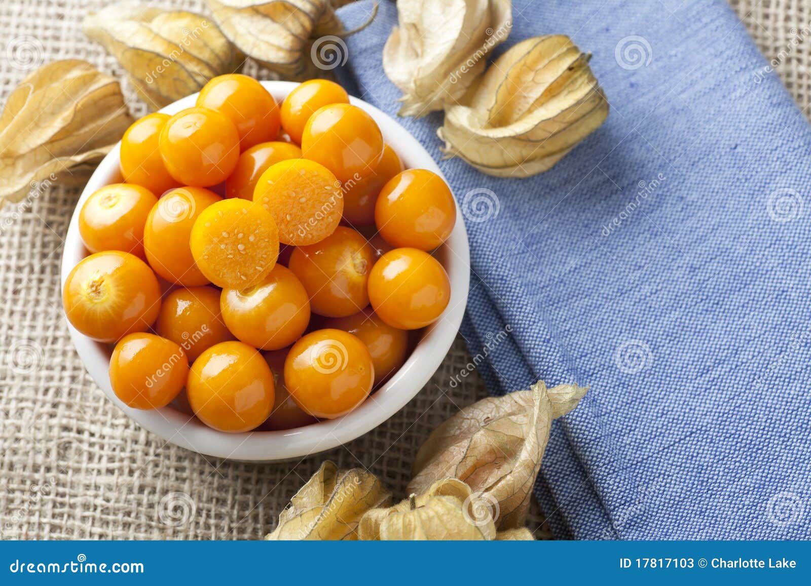 Physalis Fruit (Physalis Peruviana) Also Called Cape Gooseberry, Uchuva ...