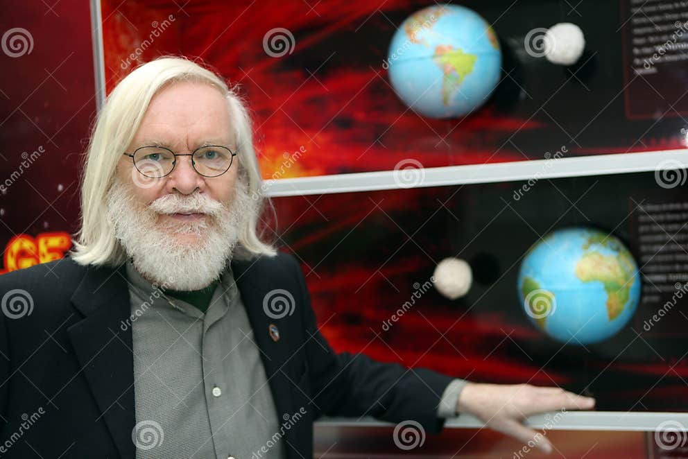 Physicist John Ellis editorial photography. Image of physical - 22212647